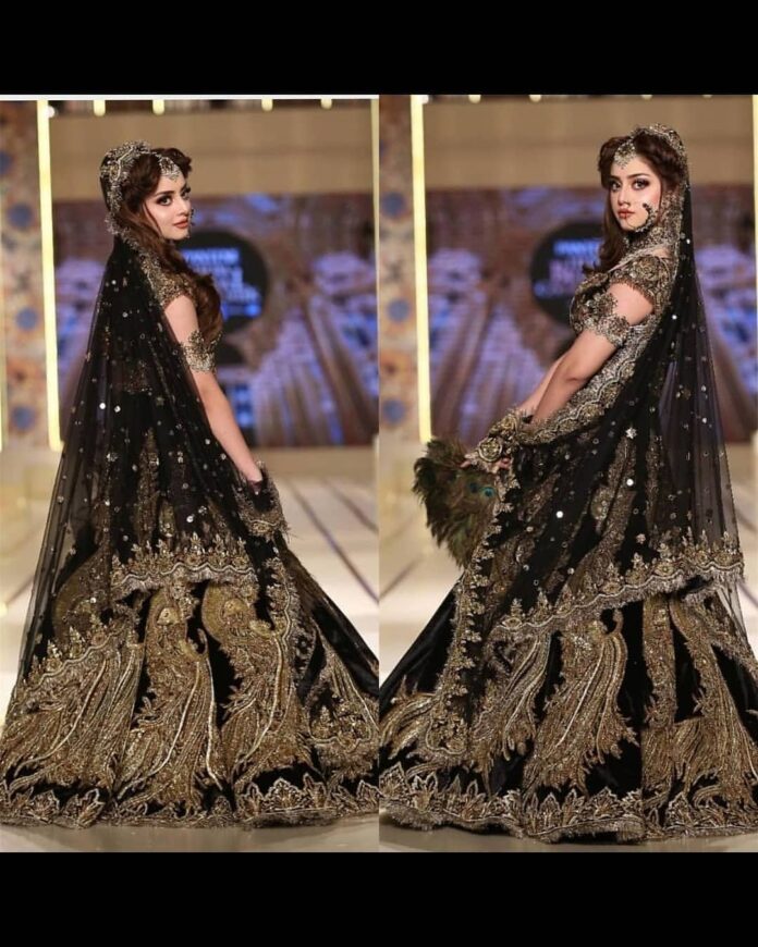 Alizeh Shah Steals The Show At Bridal Couture Week 2021 Pictures